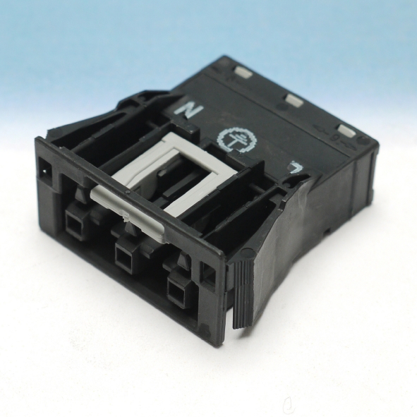 WAGO 770-703 STEKER FEMALE SNAP-IN 3P ZWART kopen? | InstallatieBalie.nl